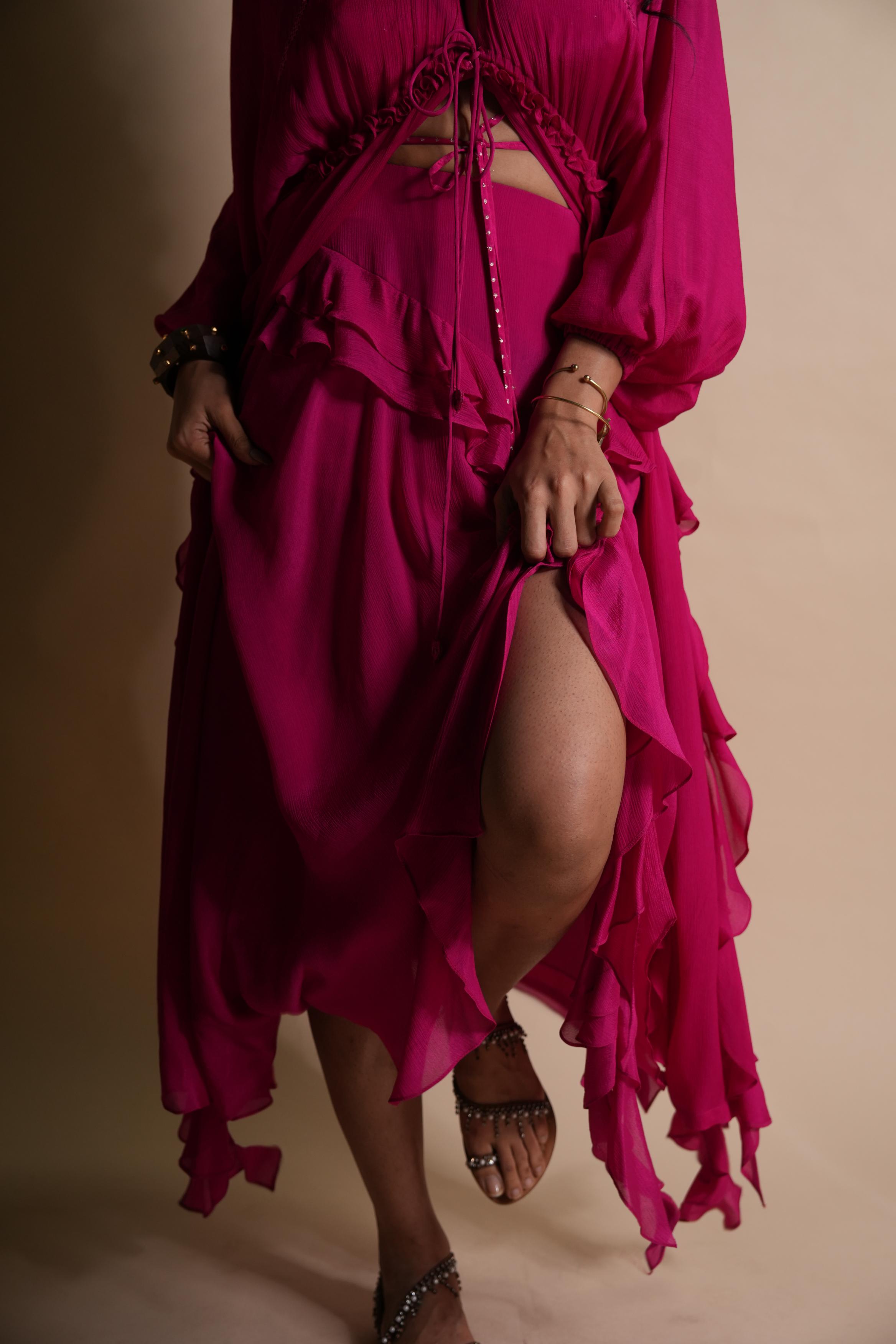 HOT STRAWBERRY CASCADE RUFFLED SKIRT – White Maison de Couture