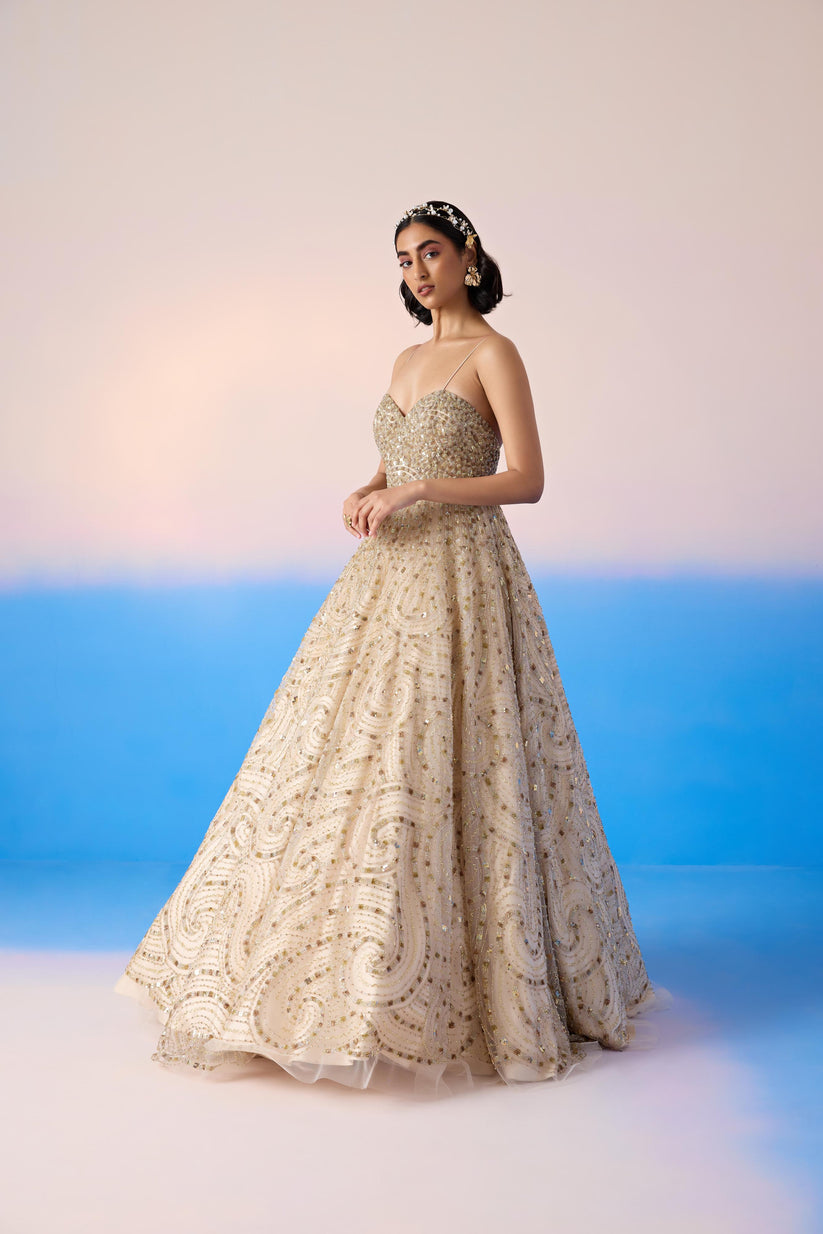 BEIGE GOWN – White Maison de Couture