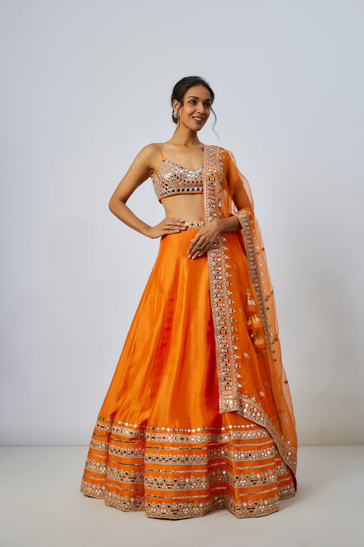 JANYA LEHENGA SET – White Maison de Couture